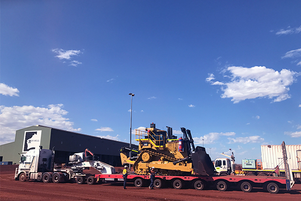 Freight Movement Gallery | Low Loaders, Flat Tops & Prime Movers