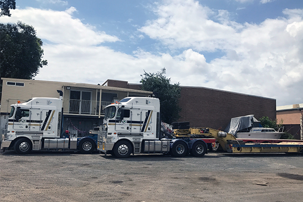 Freight Movement Gallery | Low Loaders, Flat Tops & Prime Movers