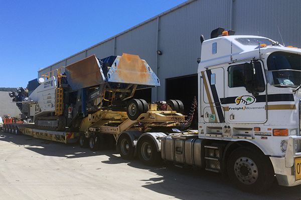 Freight Movement Gallery | Low Loaders, Flat Tops & Prime Movers