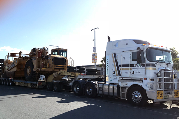 Freight Movement Gallery | Low Loaders, Flat Tops & Prime Movers